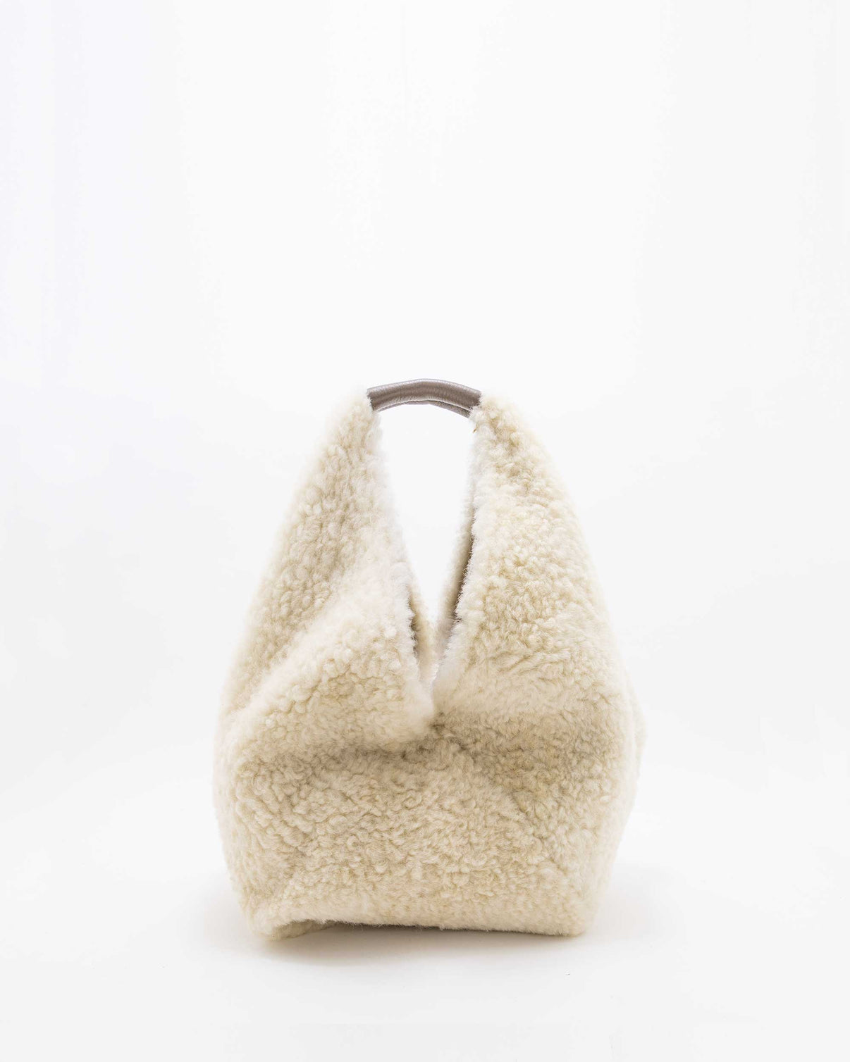 トライアングルバッグ｜NATANI ACCESSORIES（ナターニ アクセサリーズ）｜バッグ、財布、小物